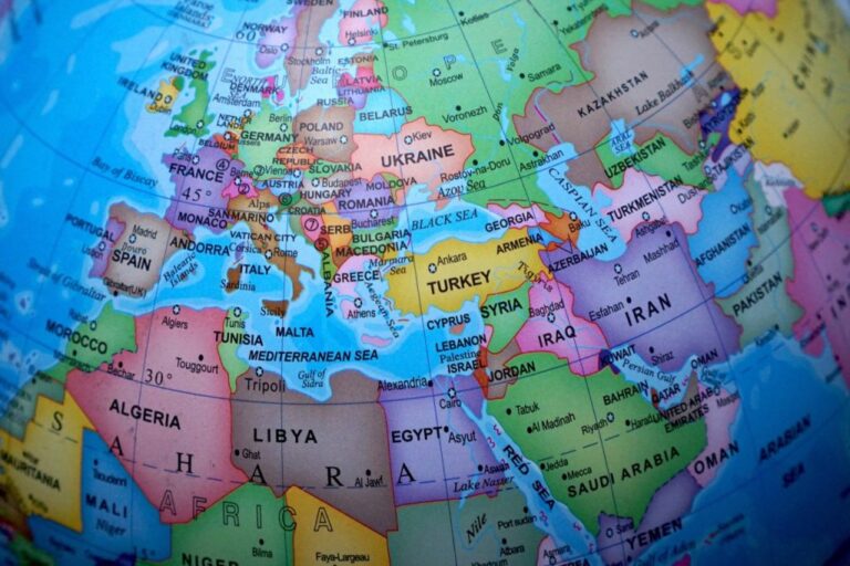 Boundaries and Borders in International Law - Star Two